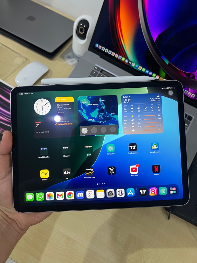 IPAD PRO M2 11 INCH / 256GB / WIFI + CELULAR / FULLSET MULUS 100%, Telepon Seluler & Tablet ...