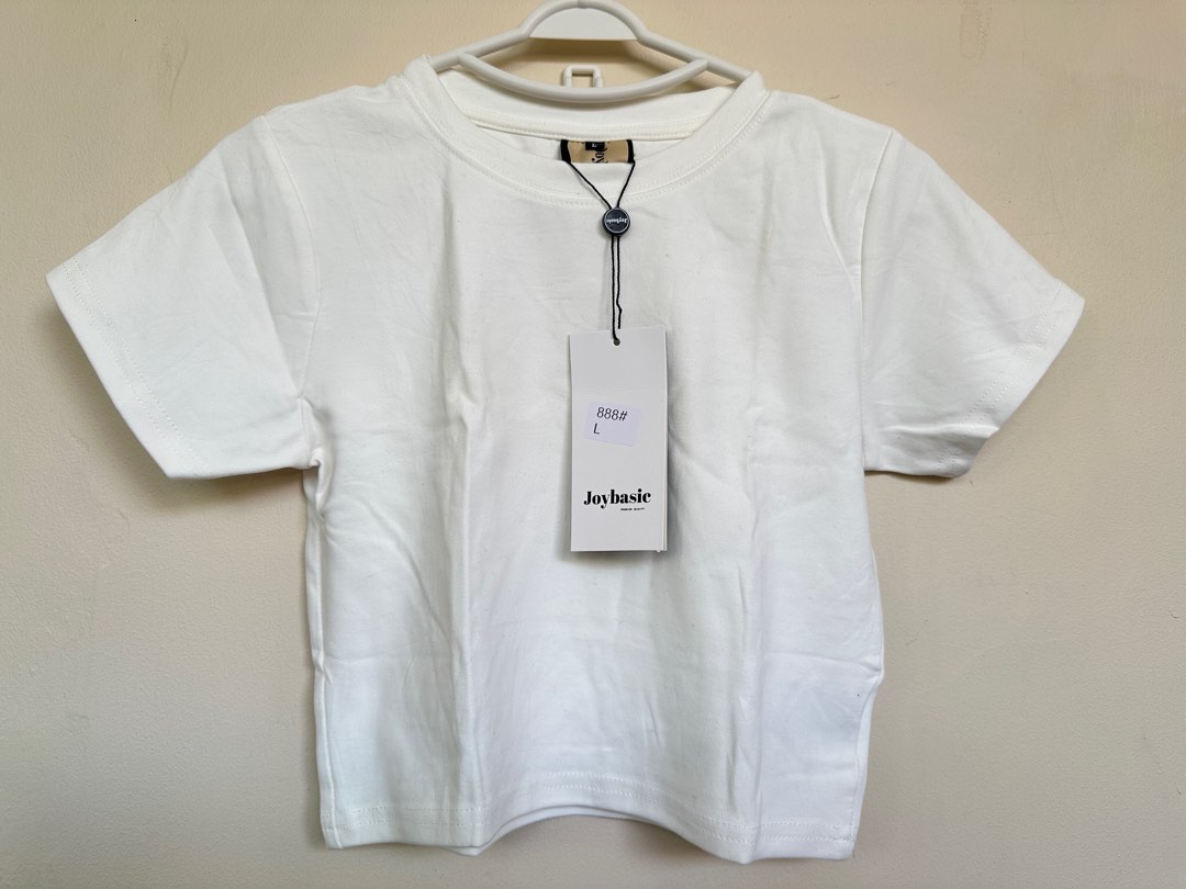 Joy basic top, Fesyen Wanita, Pakaian Wanita, Atasan di Carousell