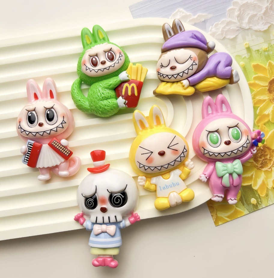 Labubu Flat Figurines / Cake Toppers (6 Pcs a Set), Hobbies & Toys ...