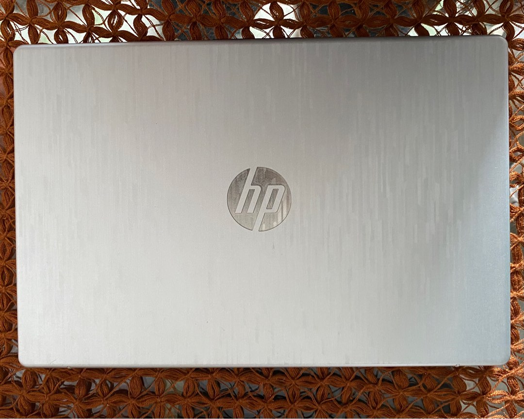 Laptop HP 14-em0333AU SILVER, Elektronik, Komputer, Laptop di Carousell