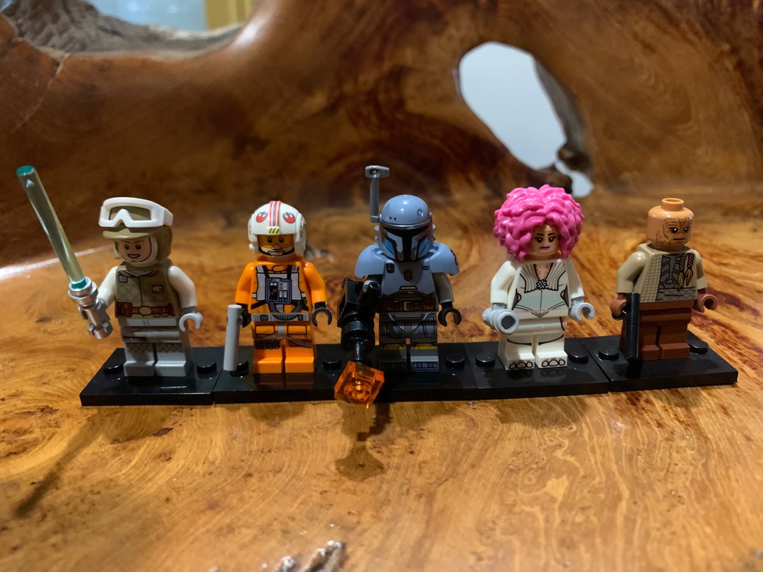Lego Star Wars Minifigures - Hoth Luke / Pilot Luke / Paz Vizsla ...