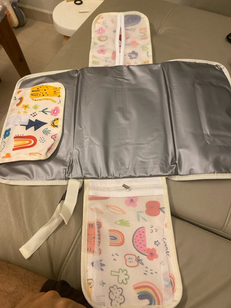 mate for change diaper outside, Babies & Kids, Going Out, Other Babies ...