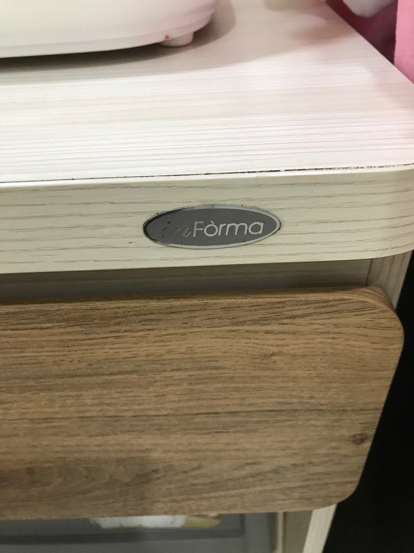 Meja Informa, Perabotan Rumah di Carousell