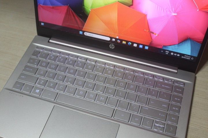 Nvidia MX450 Hp pavilion 14 i5-1135G7 8gb ssd 512gb nvidia slim gaming laptop, Computers & Tech ...