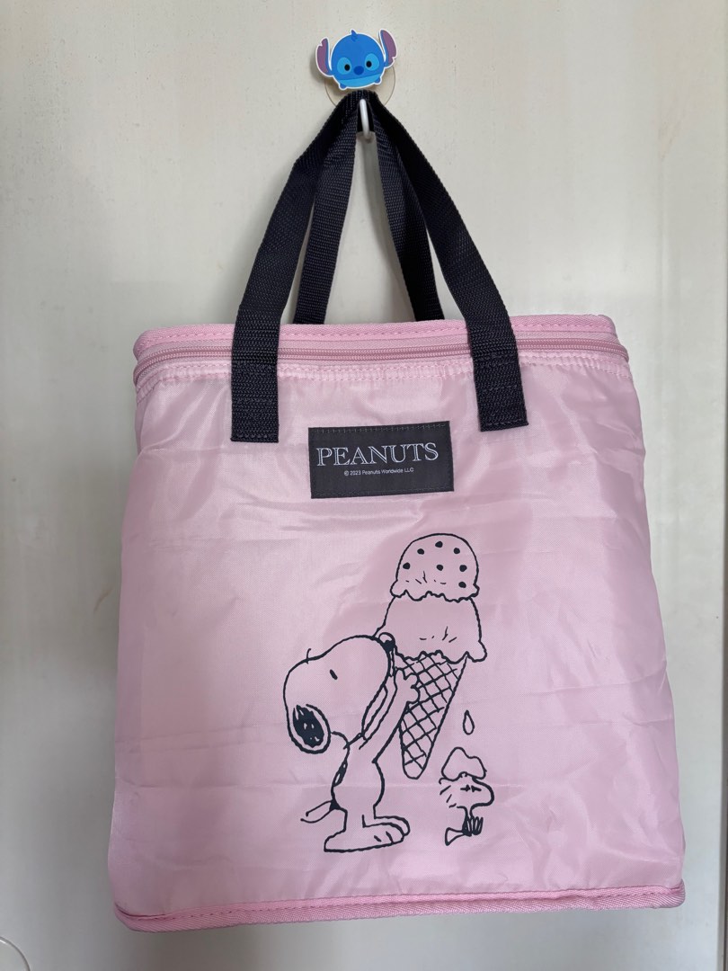 PEANUTS Snoopy Insulated / Cooler Bag, Furniture & Home Living, Home ...