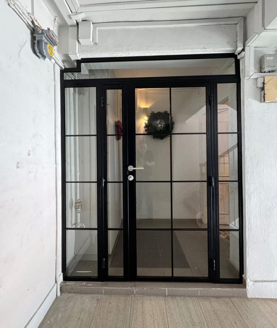 Recess Area Tempered Glass Mild Steel Gate, Furniture & Home Living ...