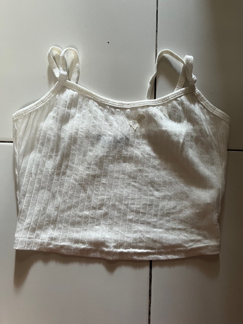 Tengtop shein, Fesyen Wanita, Pakaian Wanita, Atasan di Carousell