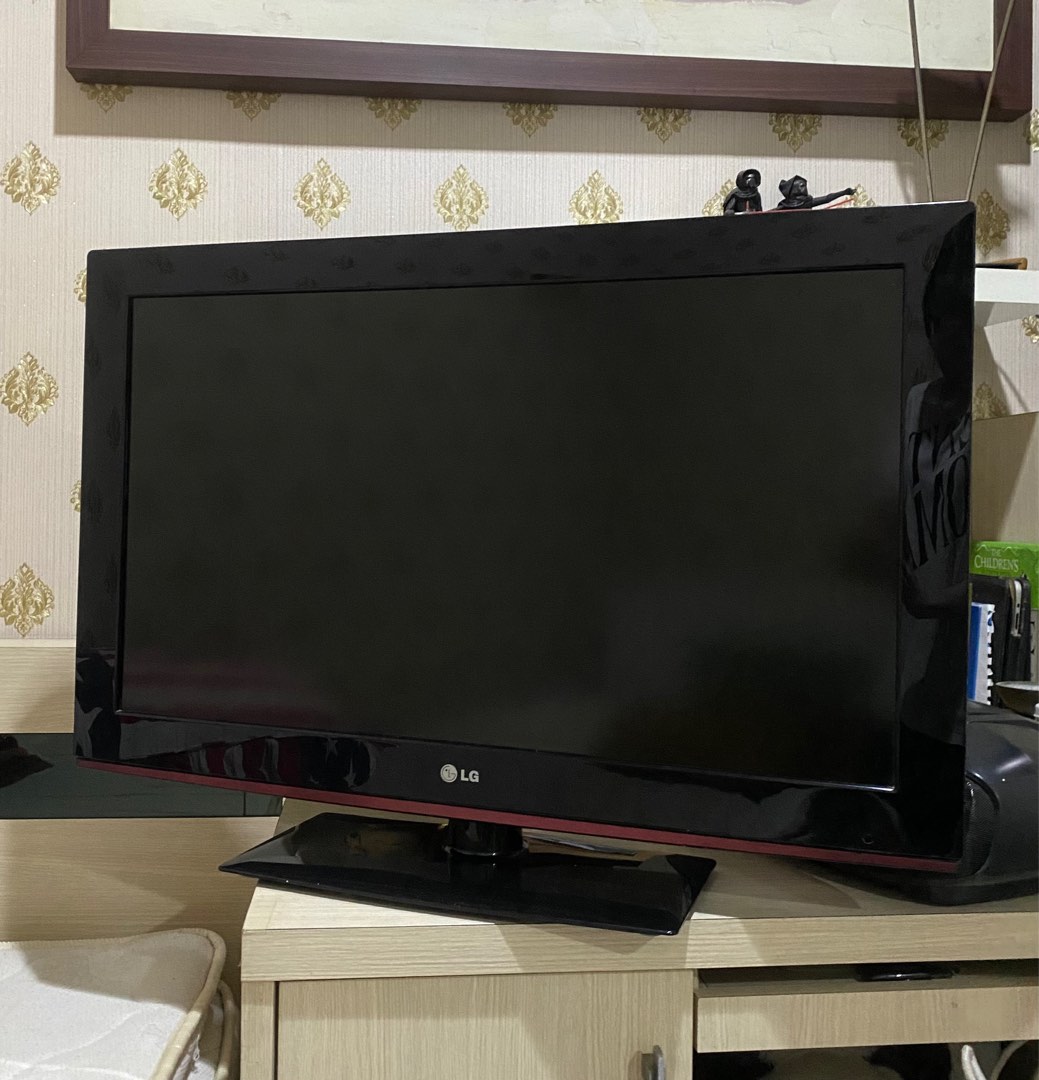 TV LG 32 inch / Excellent Television, Elektronik, TV & Perlengkapan ...