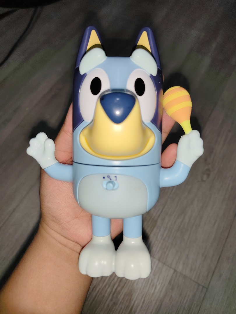 VTECH SHAKE IT BLUEY (interactive toy)battery operated, Hobbies & Toys ...