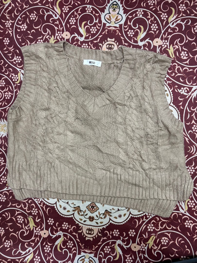 Wego vest, Women's Fashion, Tops, Other Tops on Carousell