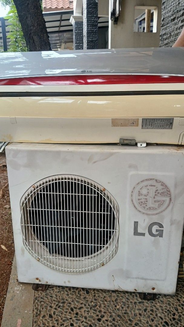 Air Conditioner (AC) merk LG 1/2PK Hybrid second, Perabotan Rumah di ...