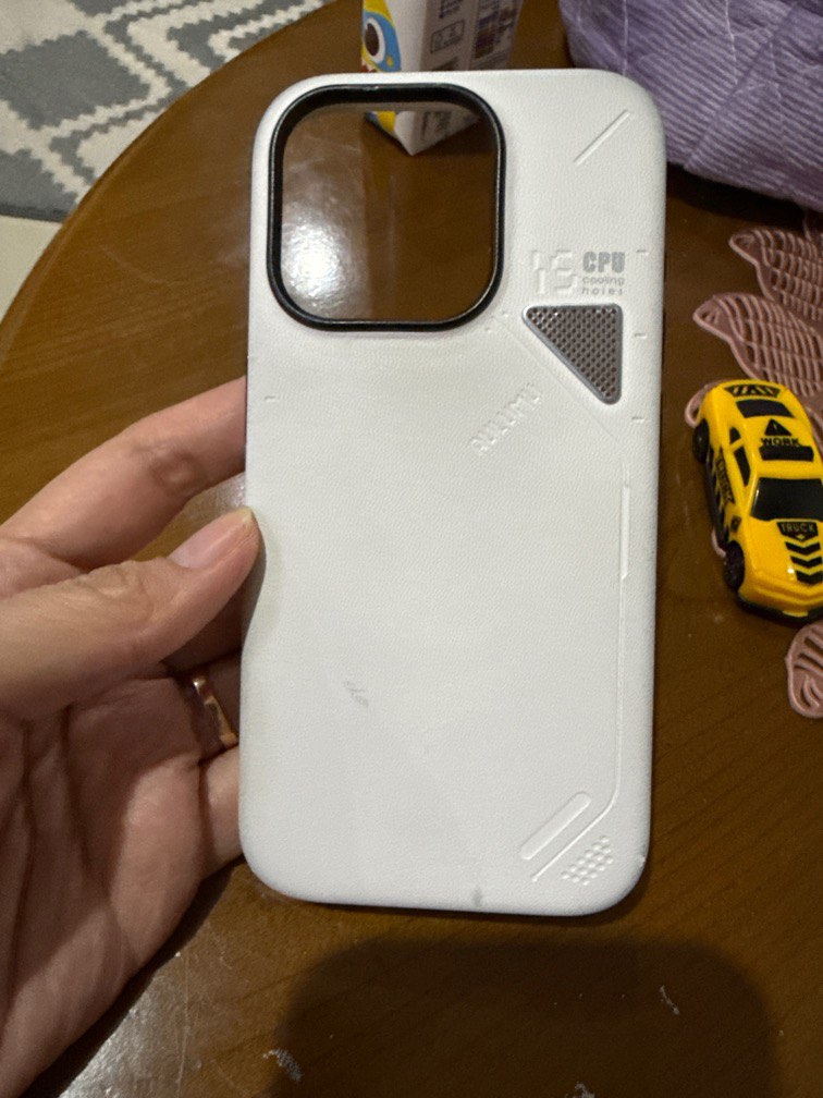Aulumu A15 iphone 15 pro white case, Telepon Seluler & Tablet ...