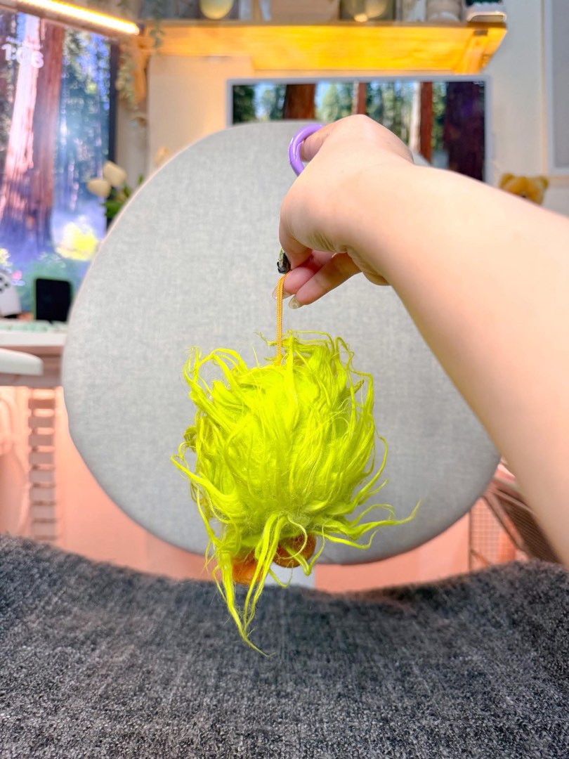 [DREAMWORKS] Trolls Fuzzbert, Hobbies & Toys, Toys & Games on Carousell