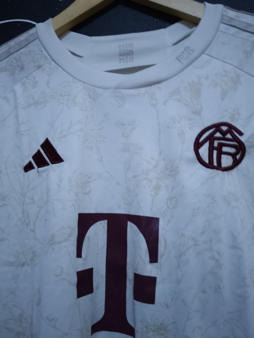 Jersey Bayern Munchen 3RD 2023/24, Fesyen Pria, Pakaian , Atasan di ...