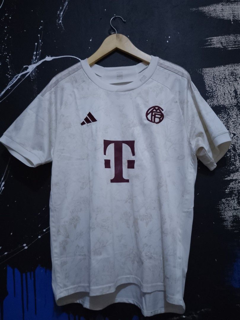 Jersey Bayern Munchen 3RD 2023/24, Fesyen Pria, Pakaian , Atasan di ...