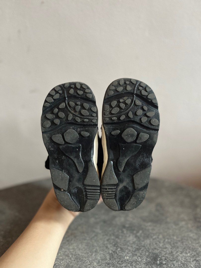 nike air rift kids, Bayi & Anak, Lainnya di Carousell