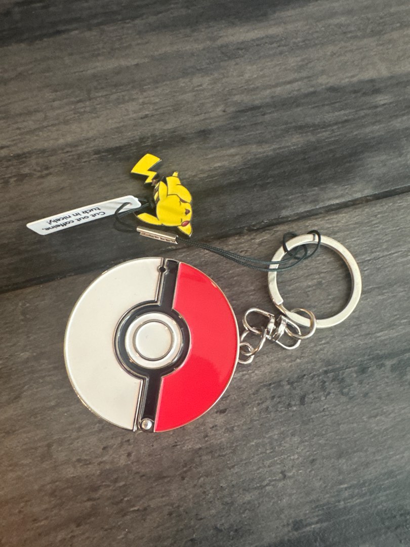 Pokemon Pokeball Keychain with Pikachu Charm, Hobbies & Toys, Toys ...