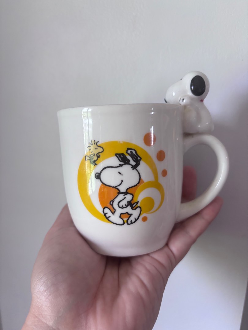 Snoopy cup with Snoopy figurine, Furniture & Home Living, Kitchenware ...