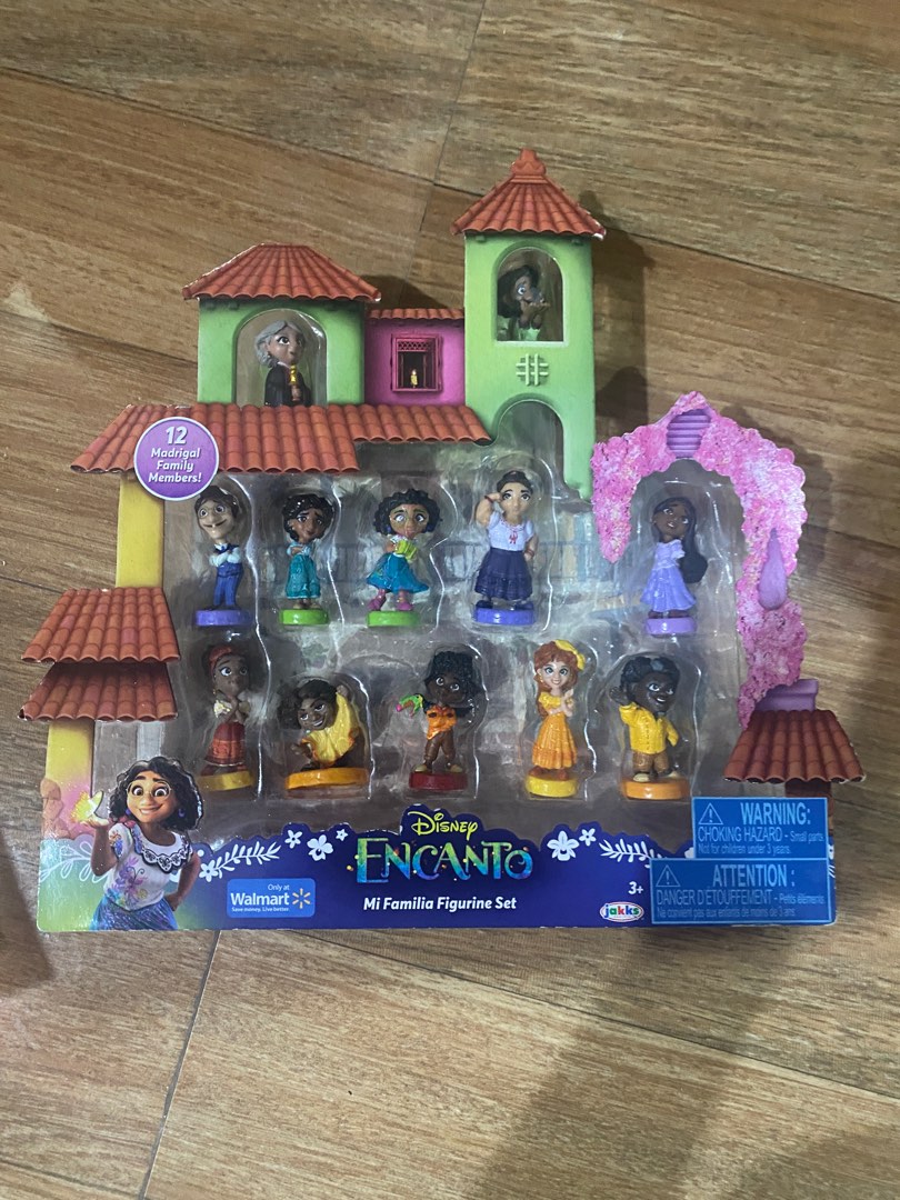 {SQUISHED BOX} ENCANTO MI FAMILIA FIGURINE SET, Hobbies & Toys, Toys ...