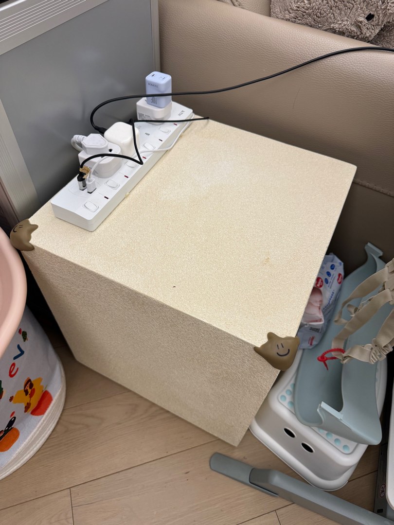 Zara home cement table, 傢俬＆家居, 傢俬, 桌子 - Carousell