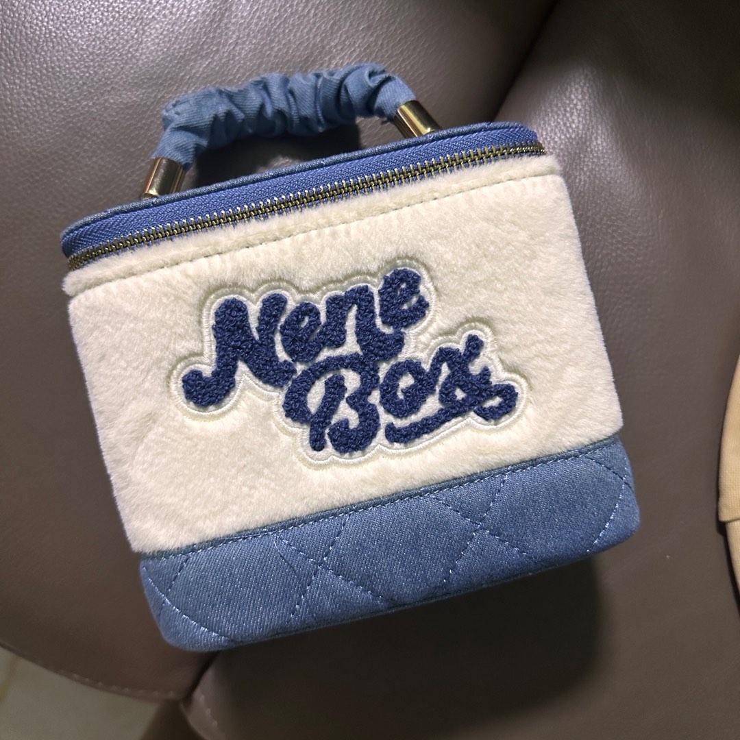 Denim Box Bag with detachable long chain sling, Women's Fashion, Bags ...