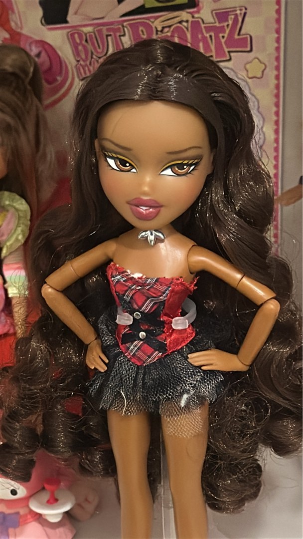 BRATZ GOIN OUT SASHA, Hobbies & Toys, Toys & Games on Carousell