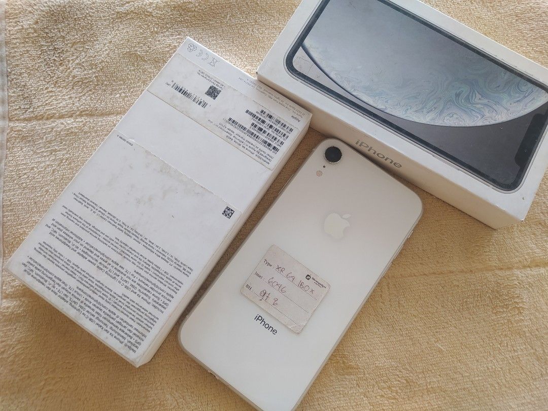 Iphone XR 64GB Second iBox no. Minus fullset, Telepon Seluler & Tablet ...