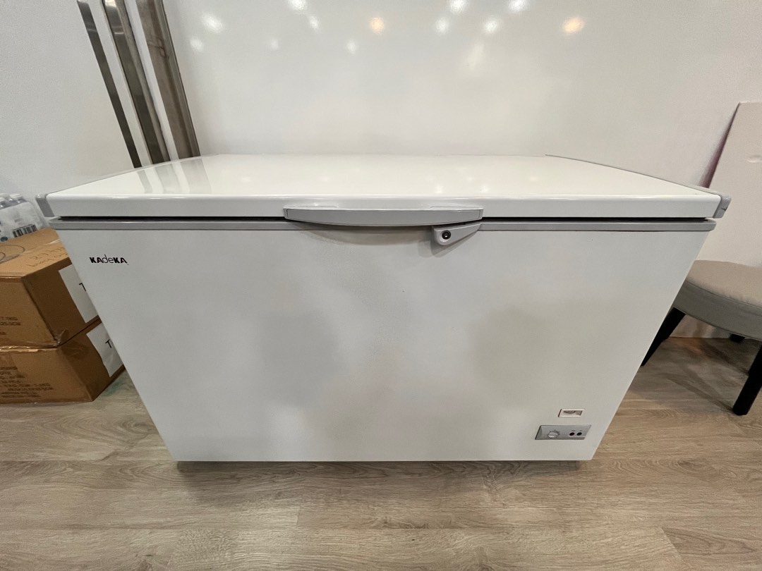 Kadeka Chest Freezer KCF350 on Carousell