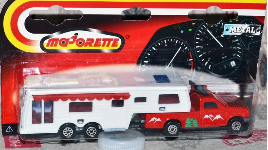 MAJORETTE Camping Car + Camping Car Deluxe, Hobbies & Toys, Toys ...