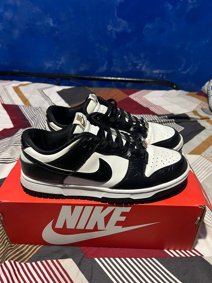 ORIGINAL NIKE DUNK LOW WORLD CHAMPION, Men's Fashion, Footwear ...