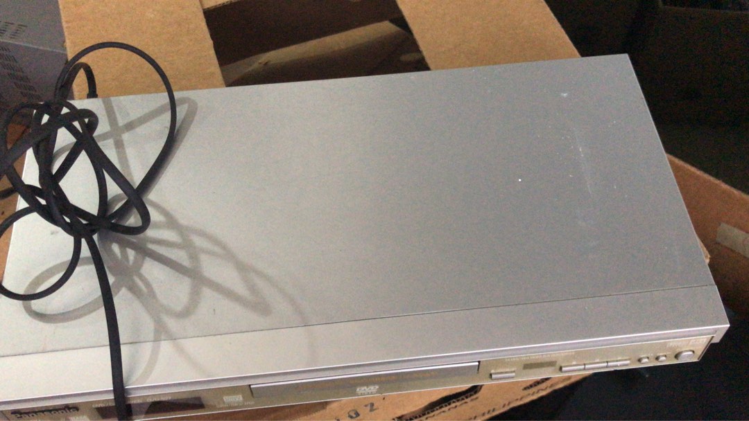 Panasonic DVD/CD Player DVD-S27, TV & Home Appliances, TV ...