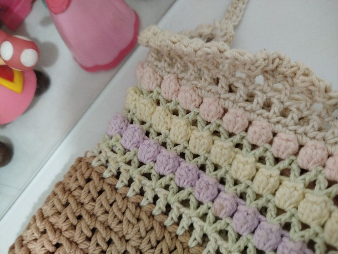 Tas botol minum rajut vintage, Perabotan Rumah di Carousell