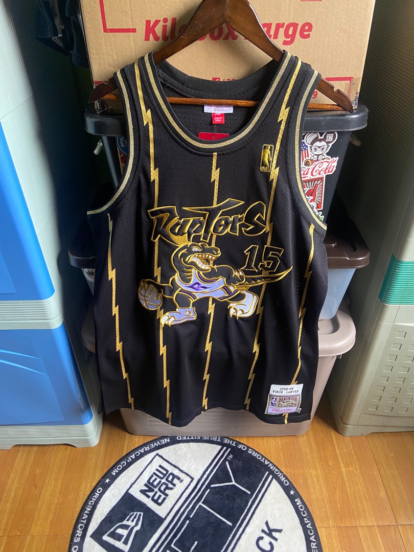 Vince Carter Mitchell & Ness jersey, Men's Fashion, Activewear on Carousell