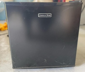 Mini ref For Sale | Buy 100+ Mini ref online | Carousell Philippines
