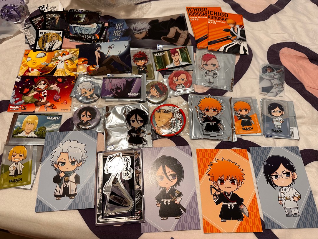 Bleach Anime Merchandise - Postcards, Badges, Acrylic Stands, Hobbies ...
