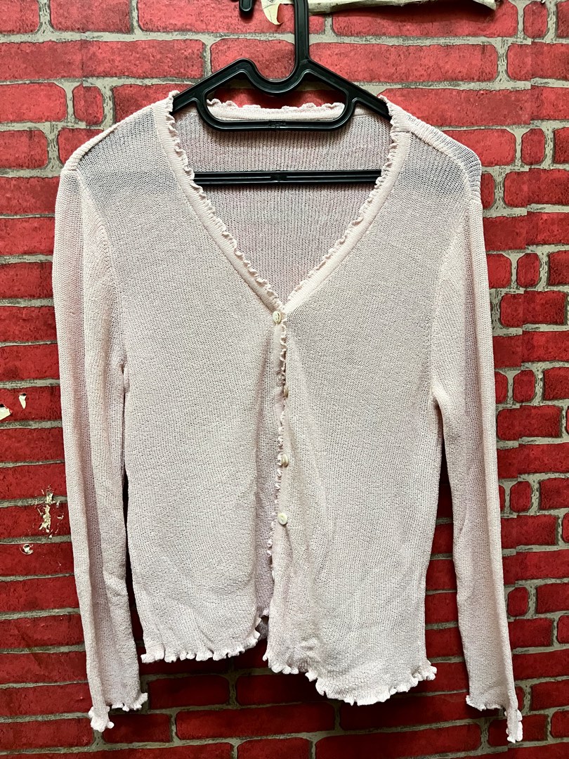 Cardigan Pink Lucu, Fesyen Wanita, Pakaian Wanita, Baju Luaran di Carousell