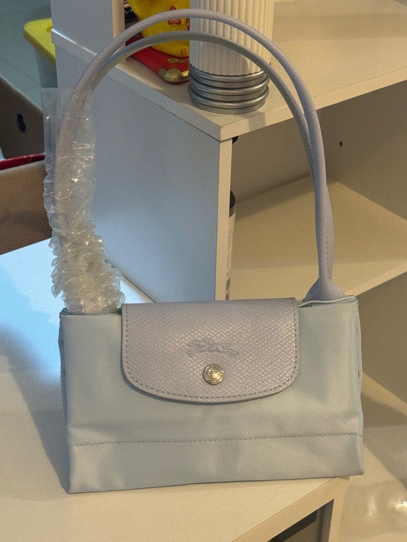 Longchamp Le Pliage type green Sky blue pastel light blue biru muda top ...