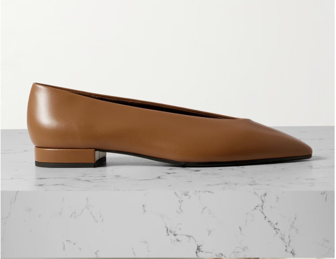 Loro Piana Rebecca Leather Point Toe Shoe 38 1/2, Women's Fashion ...