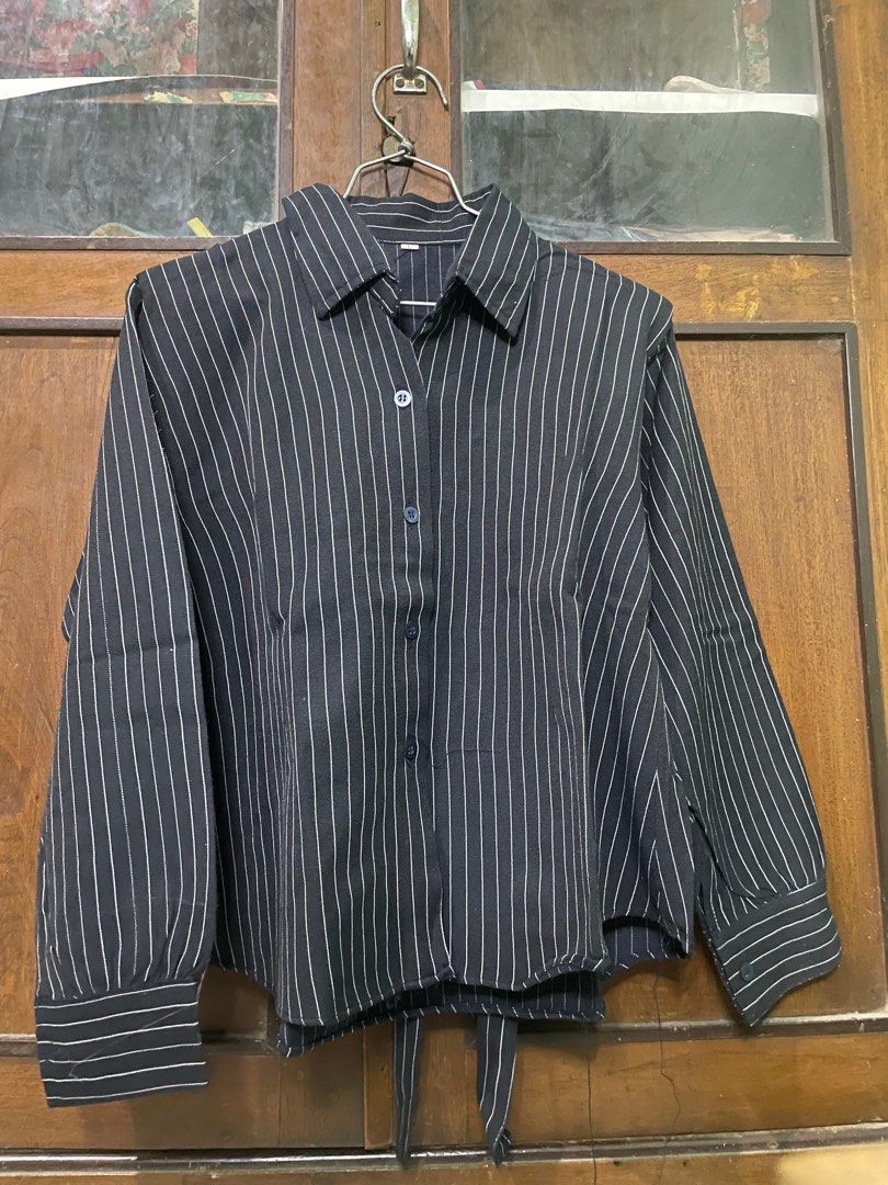 luna kemeja fitted, Barang Yang Dicari di Carousell