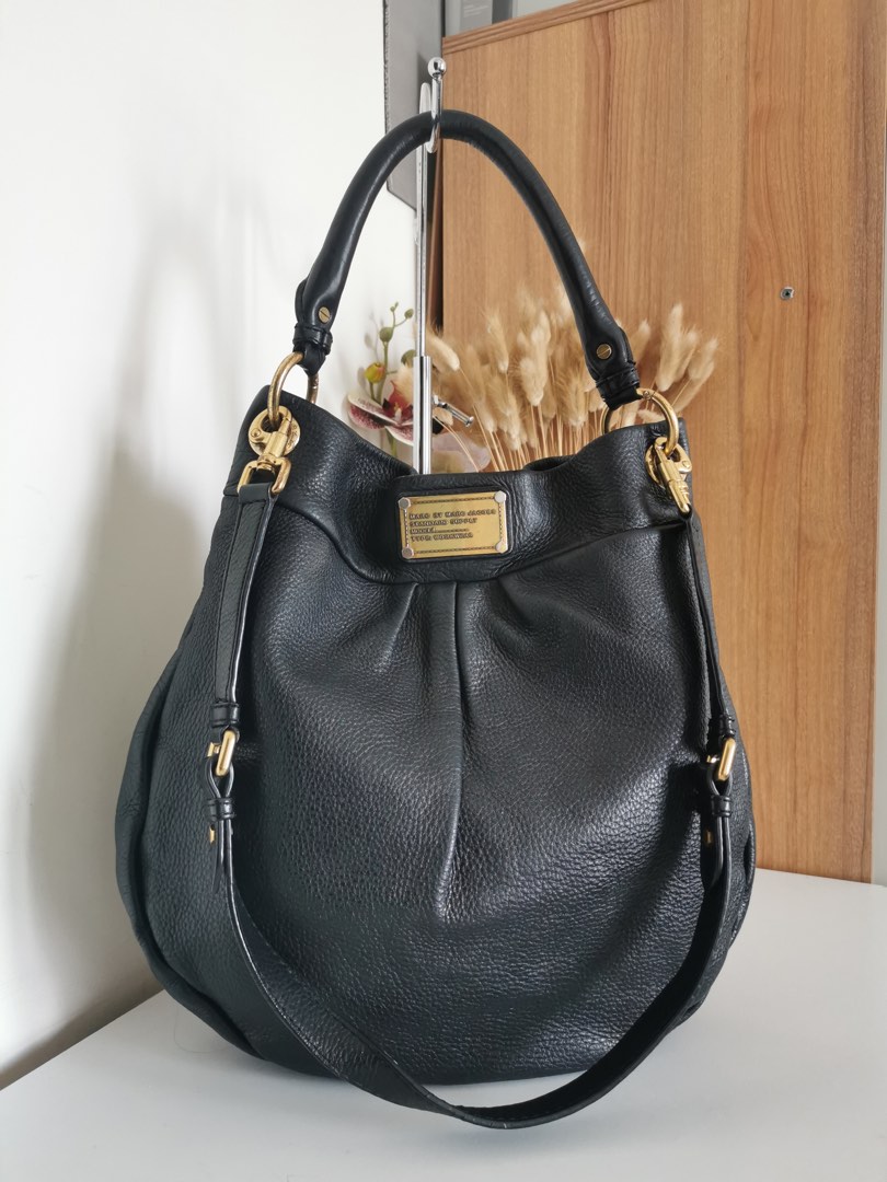 Marc Jacobs Hillier Hobo Medium, Luxury, Bags & Wallets on Carousell