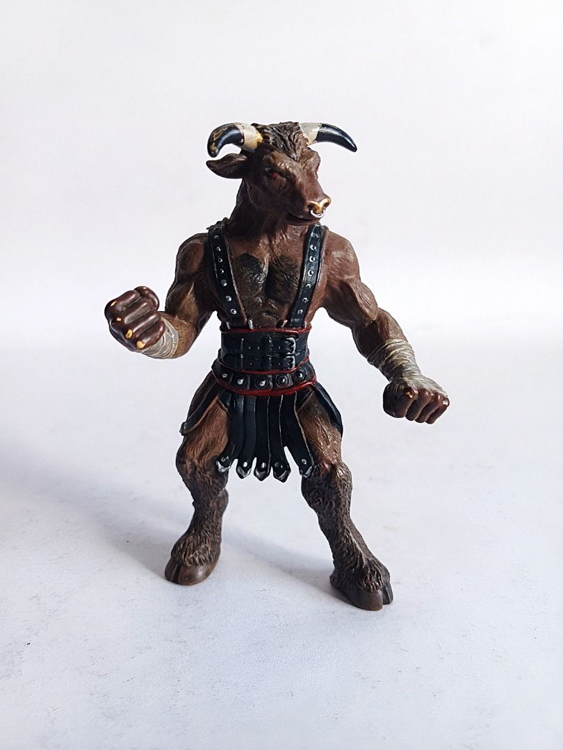 Minotaur Ancient Medieval Mythical Realms Collection Plastoy Action ...