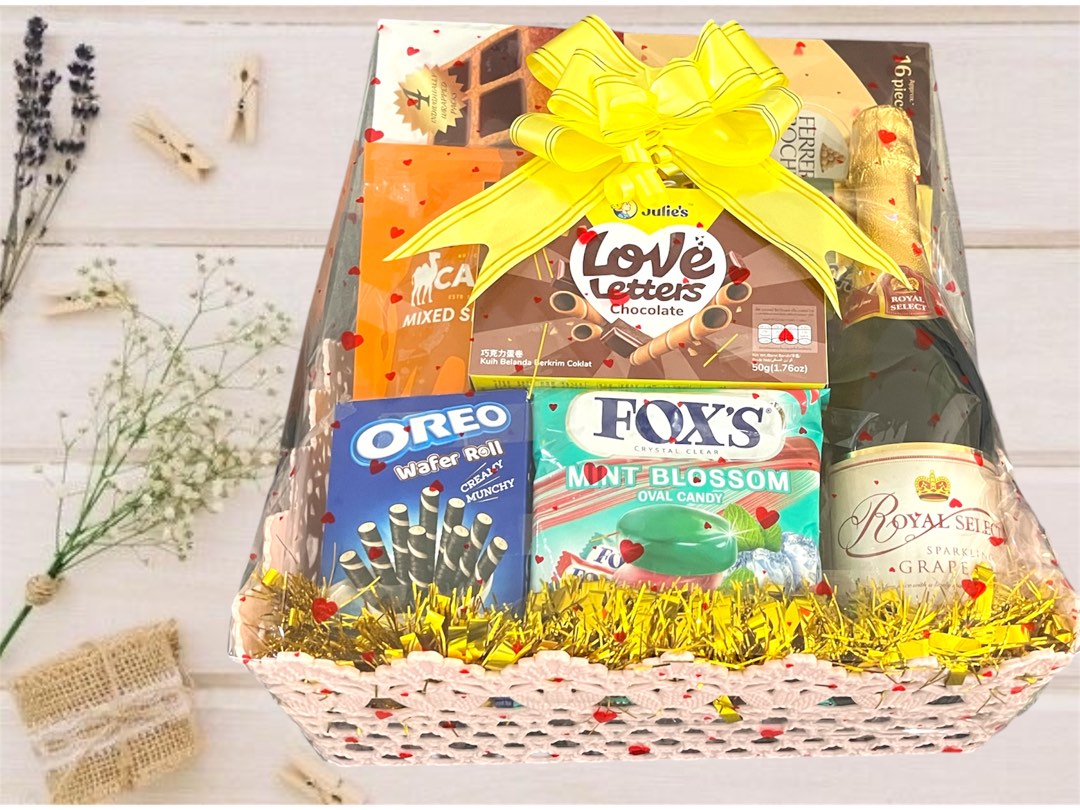 SG 60 Premium Gift Hampers - National Day Gift Hampers, Food & Drinks ...