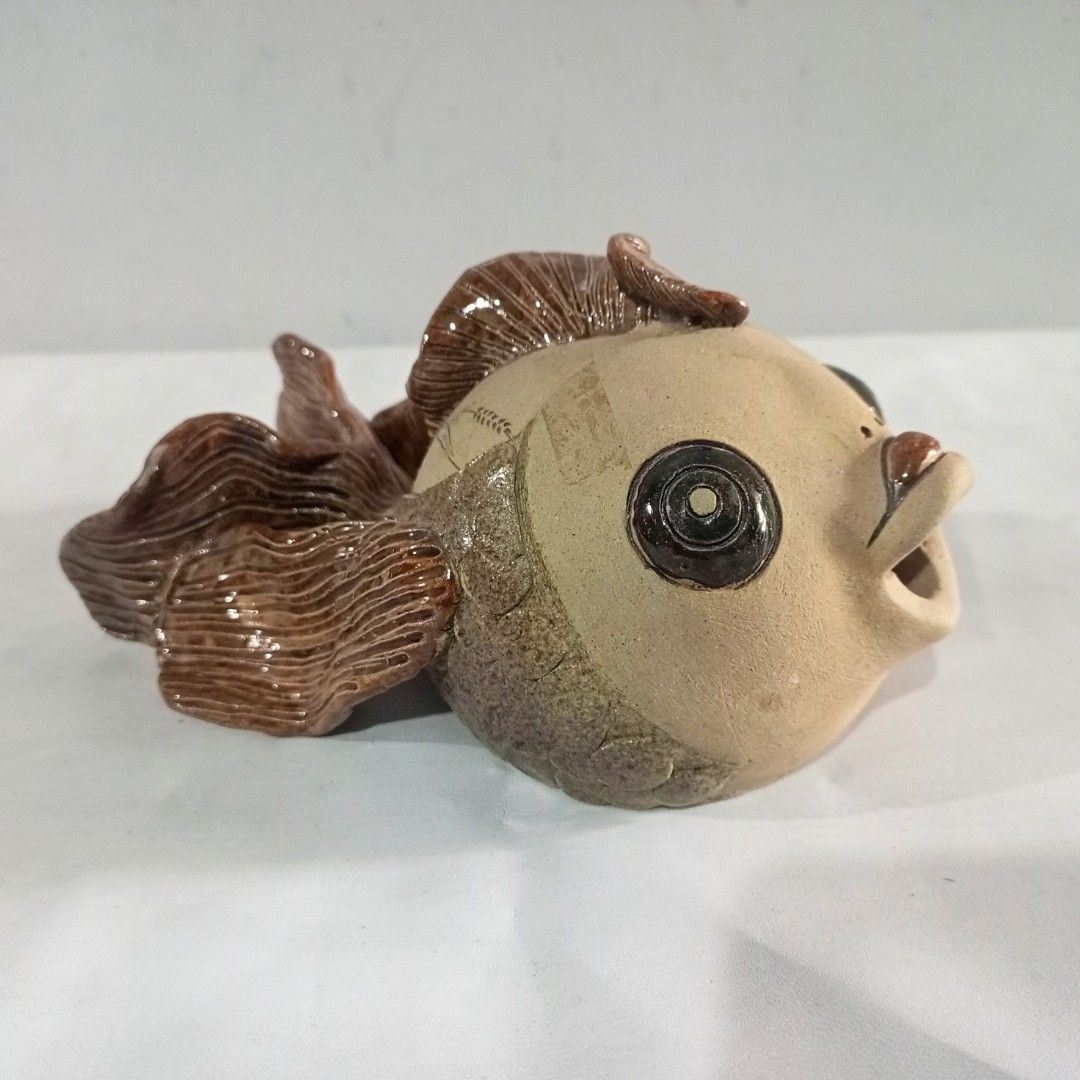Wadah Aksesoris Keramik Bentuk Ikan Mas Koki Detail Memukau Dekorasi Aesthetic, Perabotan Rumah ...