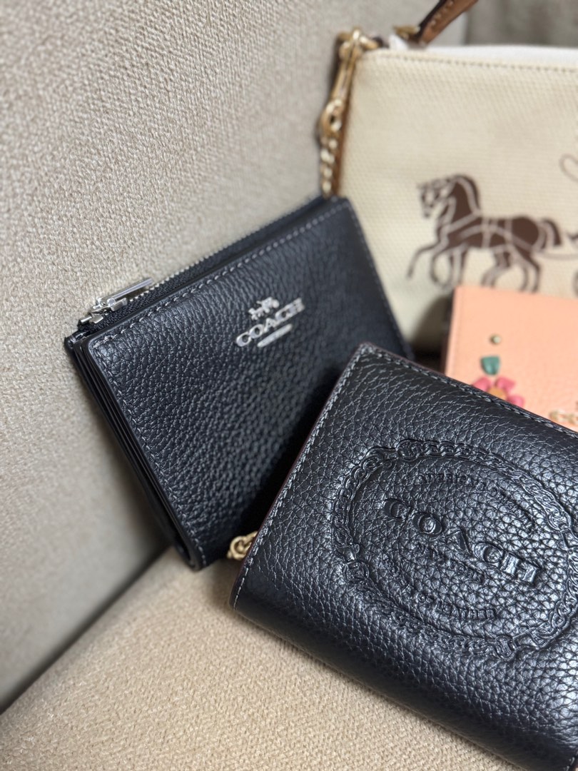 COACH Pebble Leather Bifold Wallet Black, Women's Fashion, Bags & Wallets, Wallets & Card ...