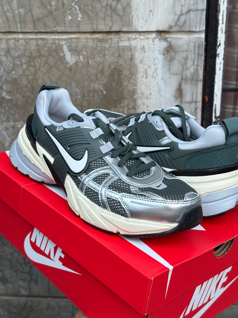 Nike V2K run Vintage Green, Men's Fashion, Footwear, Sneakers on Carousell