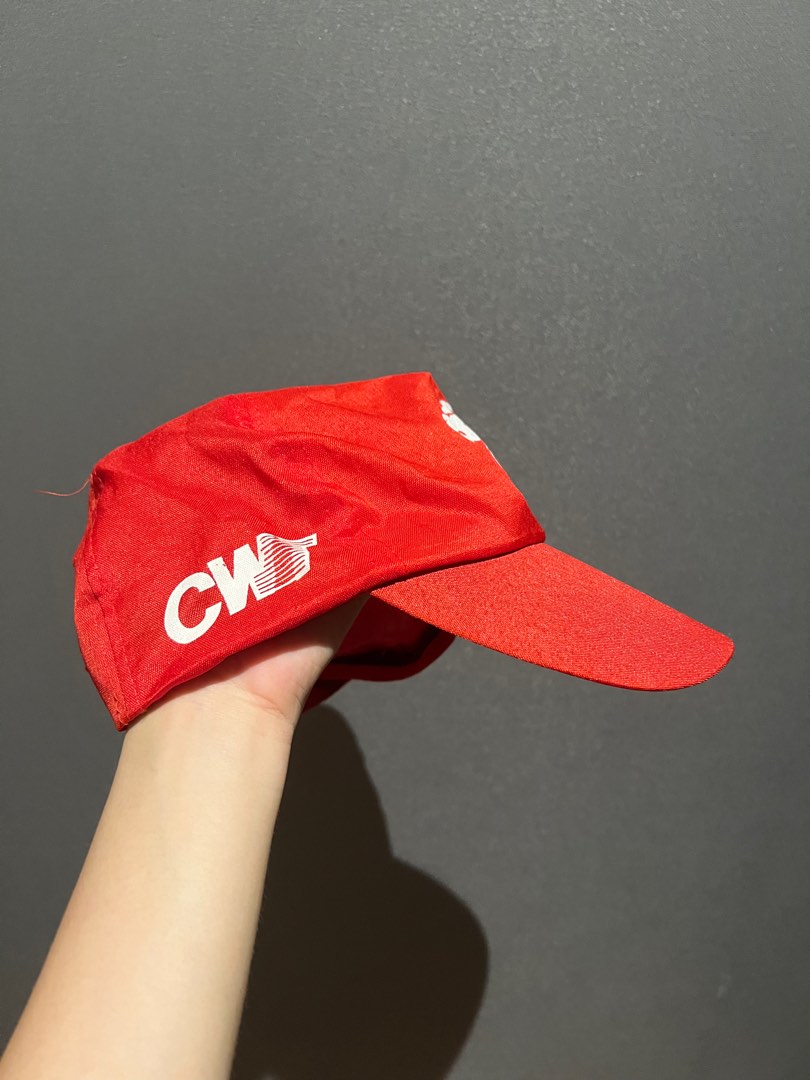 Red Cap with Lion Crest SG NDP, Men's Fashion, Watches & Accessories ...