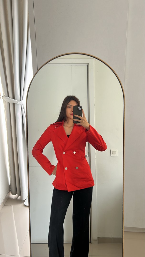 Semi coat red import, Fesyen Wanita, Pakaian Wanita, Baju Luaran di ...