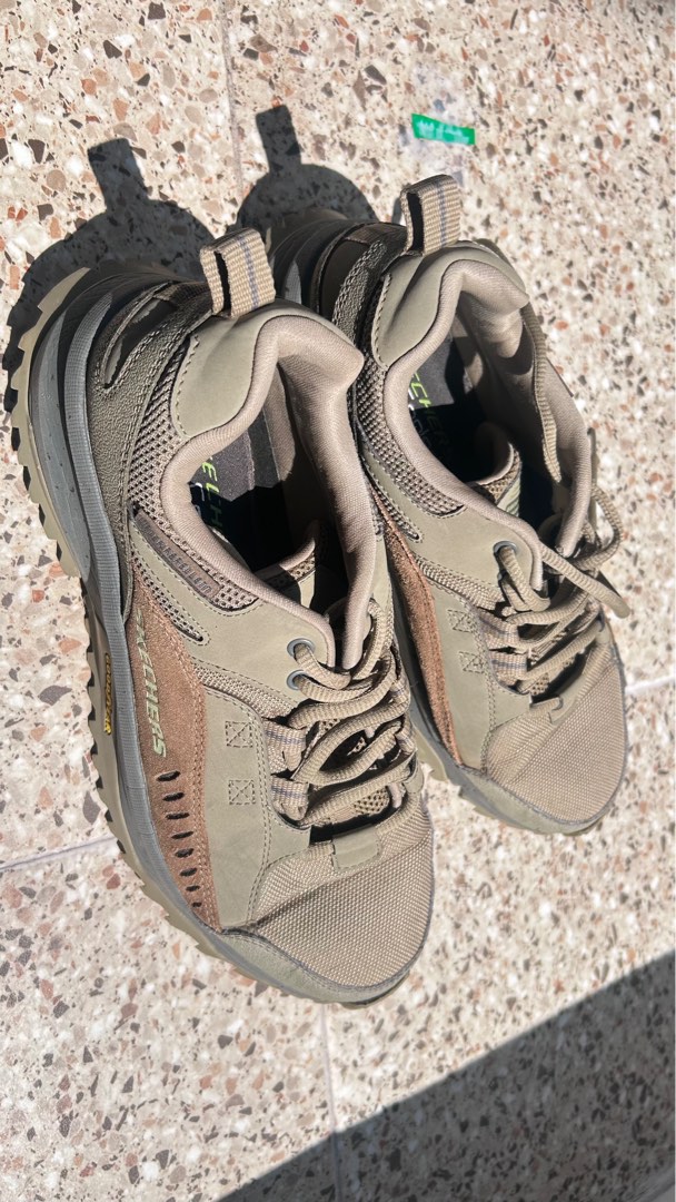 Skecher Bionic Trail Shoes, Fesyen Wanita, Sepatu di Carousell