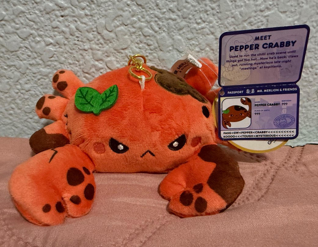 WTS Mr Merlion and Friends Pepper Crabby Hawker Fest, Hobbies & Toys ...