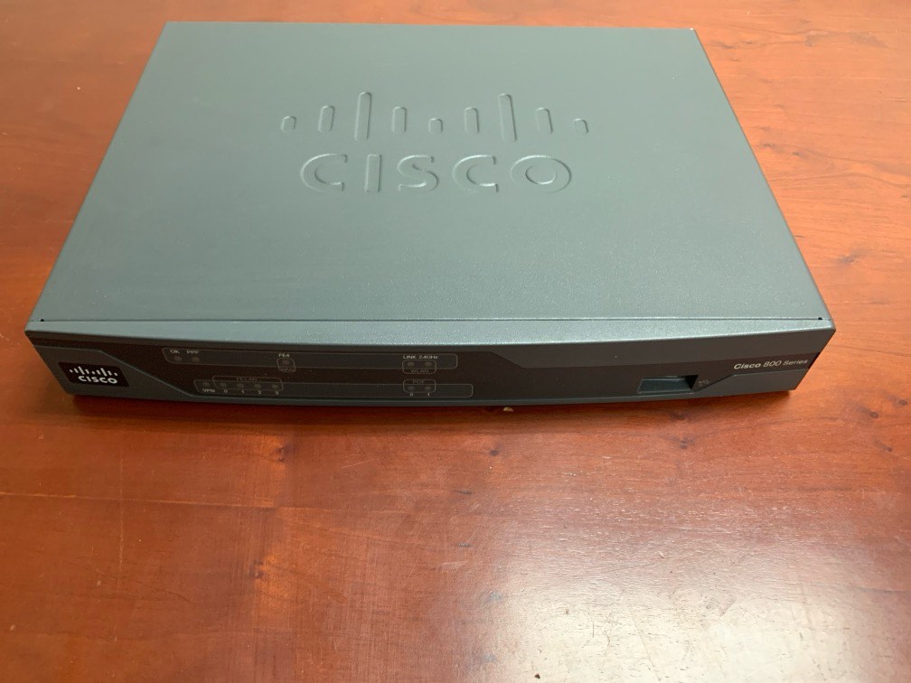 Cisco 881 Router, Computers & Tech, Parts & Accessories, Networking on ...